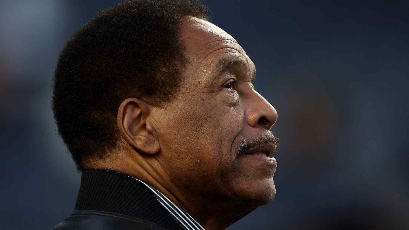 Magic Johnson Sends Message to Yankees Legend Dave Winfield After ...