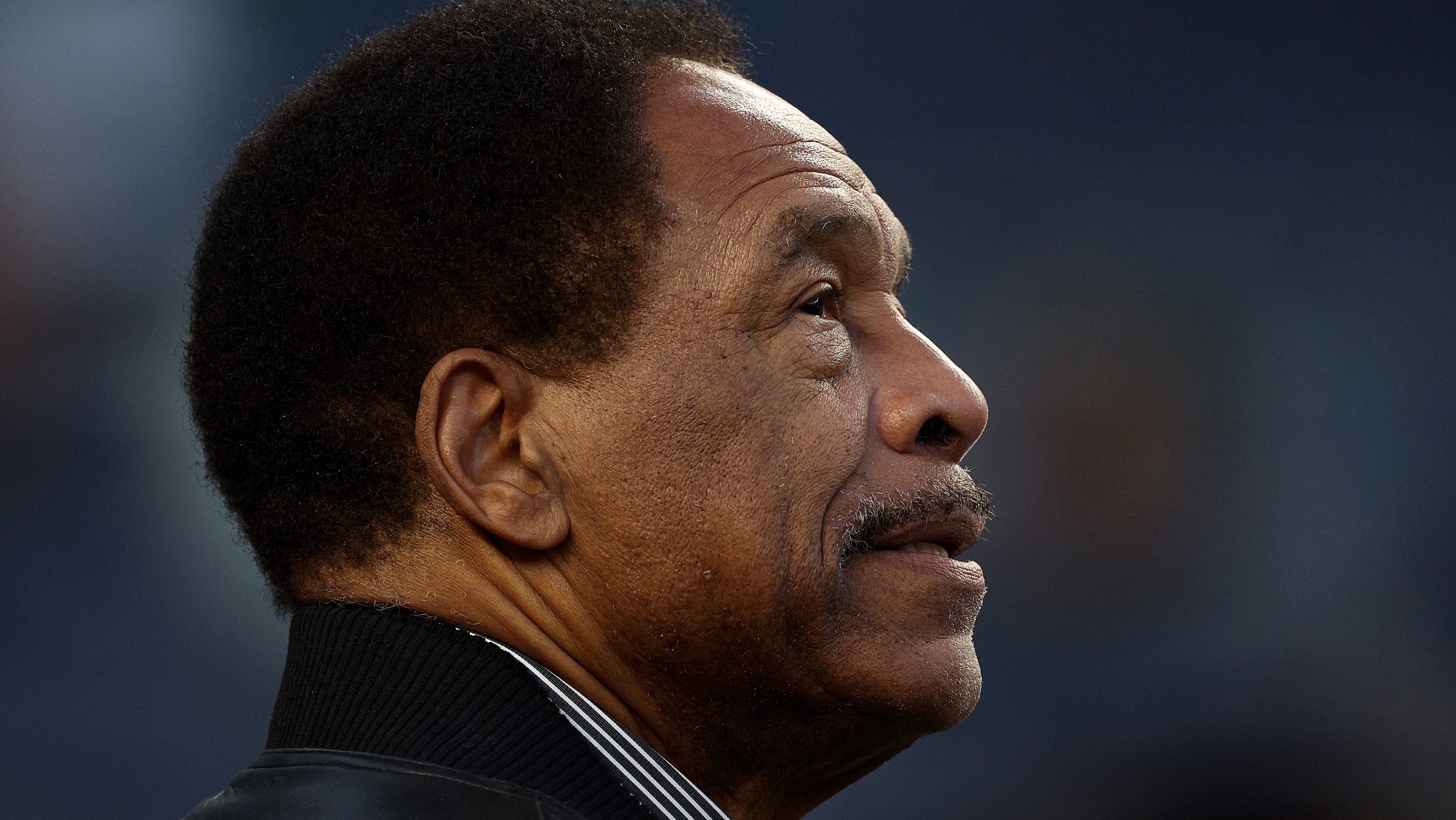 Magic Johnson Sends Message to Yankees Legend Dave Winfield After ...