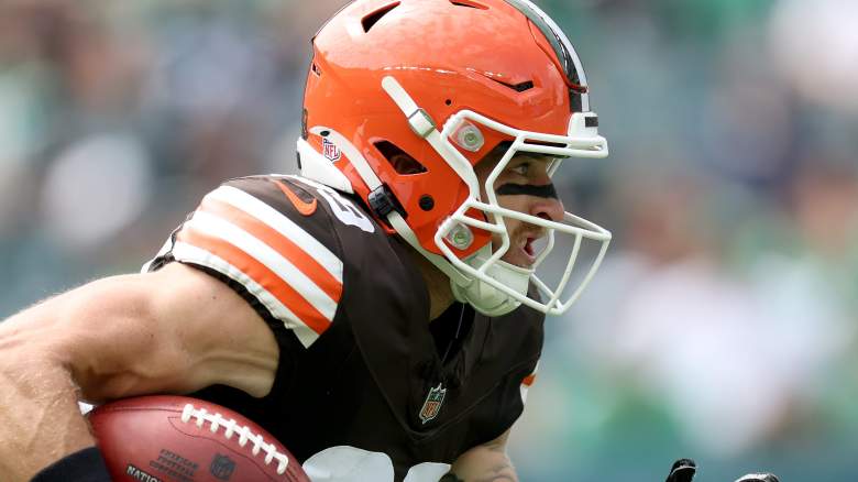 Bears Sign Ex-Browns WR Kaden Davis in Series of Roster Moves