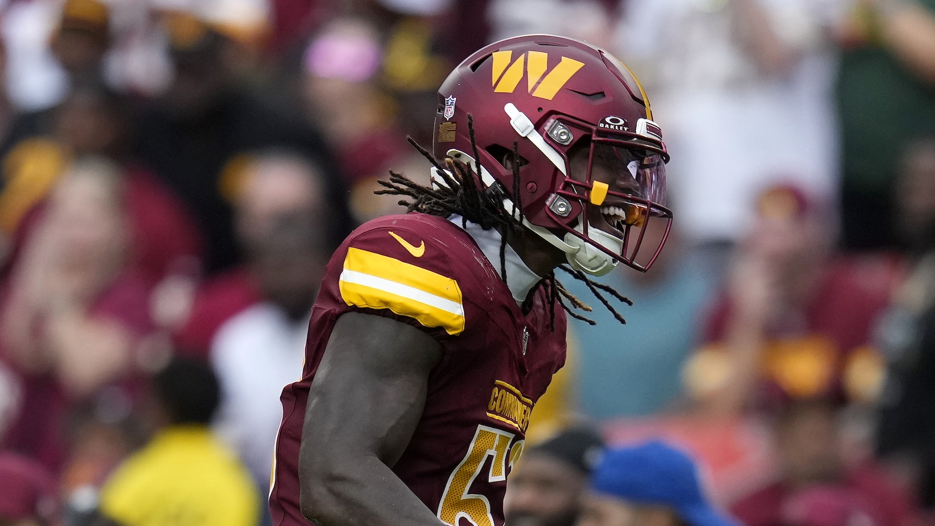 Commanders Assistant Speaks out on 3rd-Year LB Jordan Magee