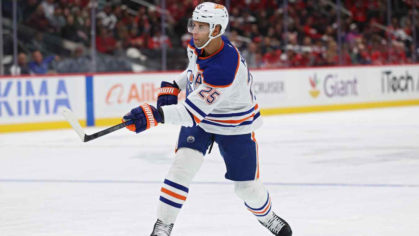 Philadelphia Flyers Interested in Trading for Darnell Nurse