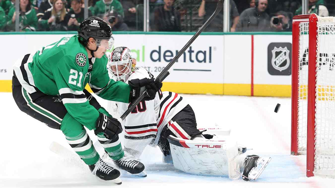 NHL Insider Hints Blackhawks Could Make Blockbuster Trade - HEAVY