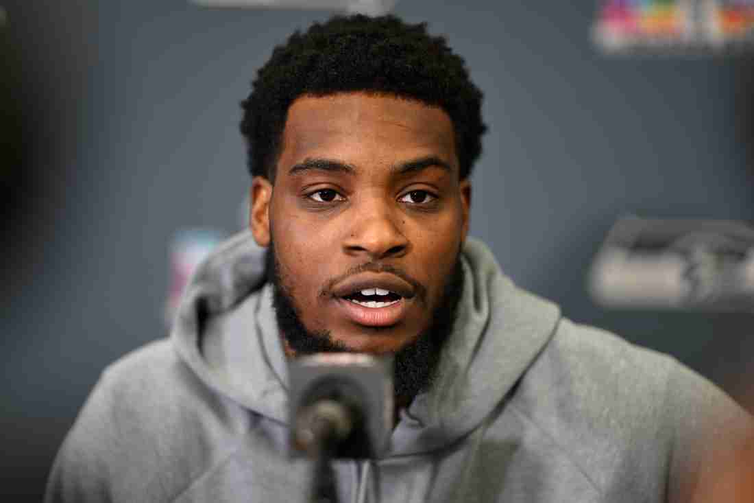 Devon Witherspoon Reacts to Derick Hall’s Seahawks Contract News