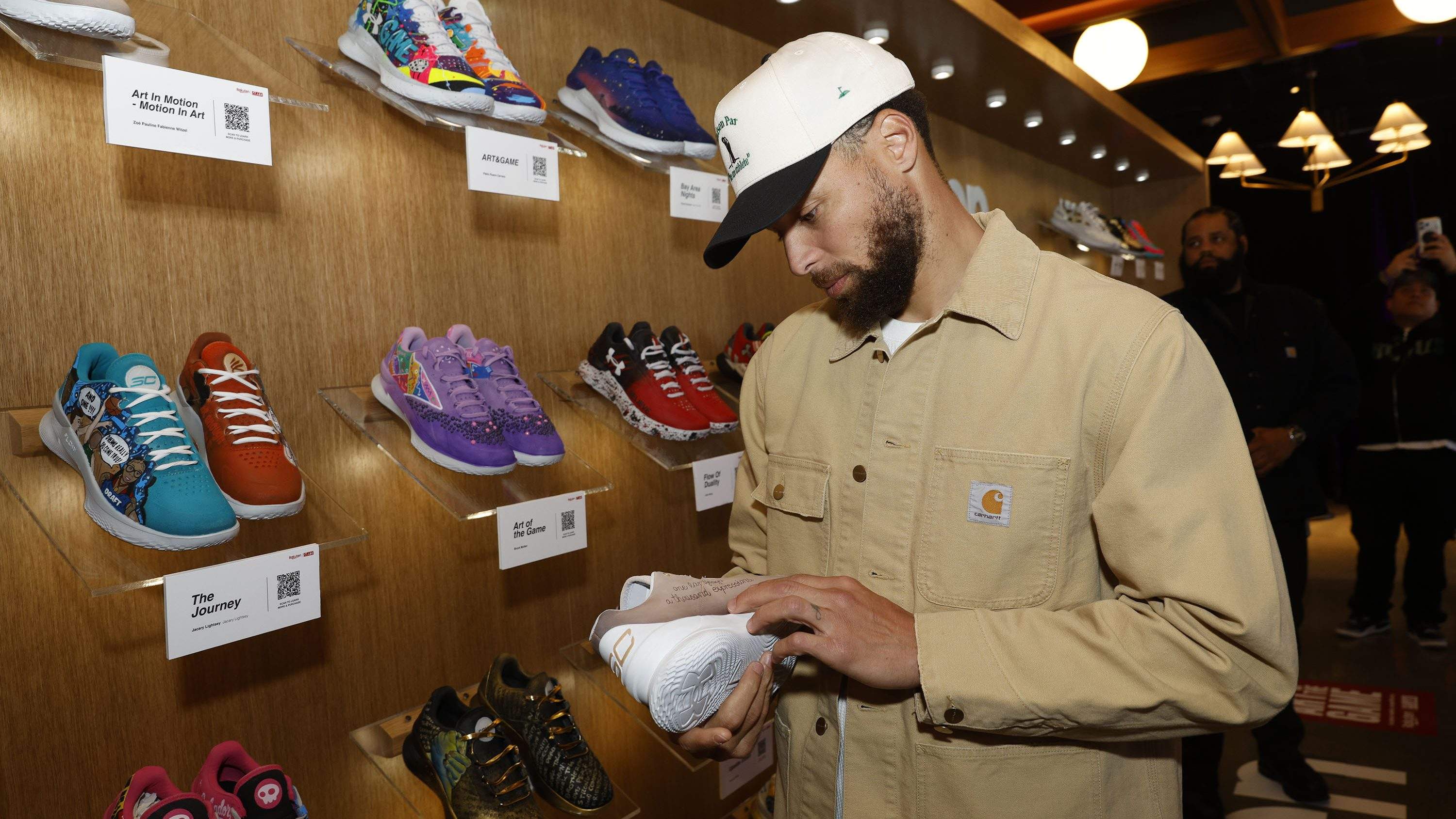 Steph Curry Signs New Sneaker Deal After Under Armour Exit - HEAVY