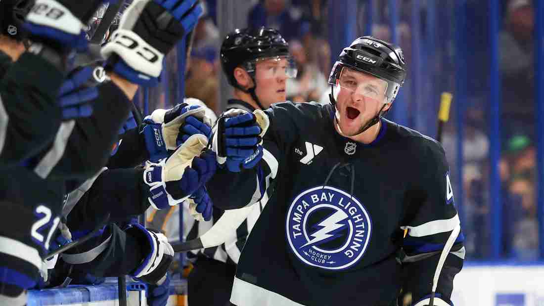 Maple Leafs 'Absolutely Covet' Darren Raddysh