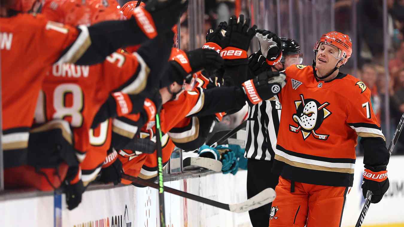 Anaheim Ducks Veteran Defenseman Linked to Three Teams in Free Agency ...