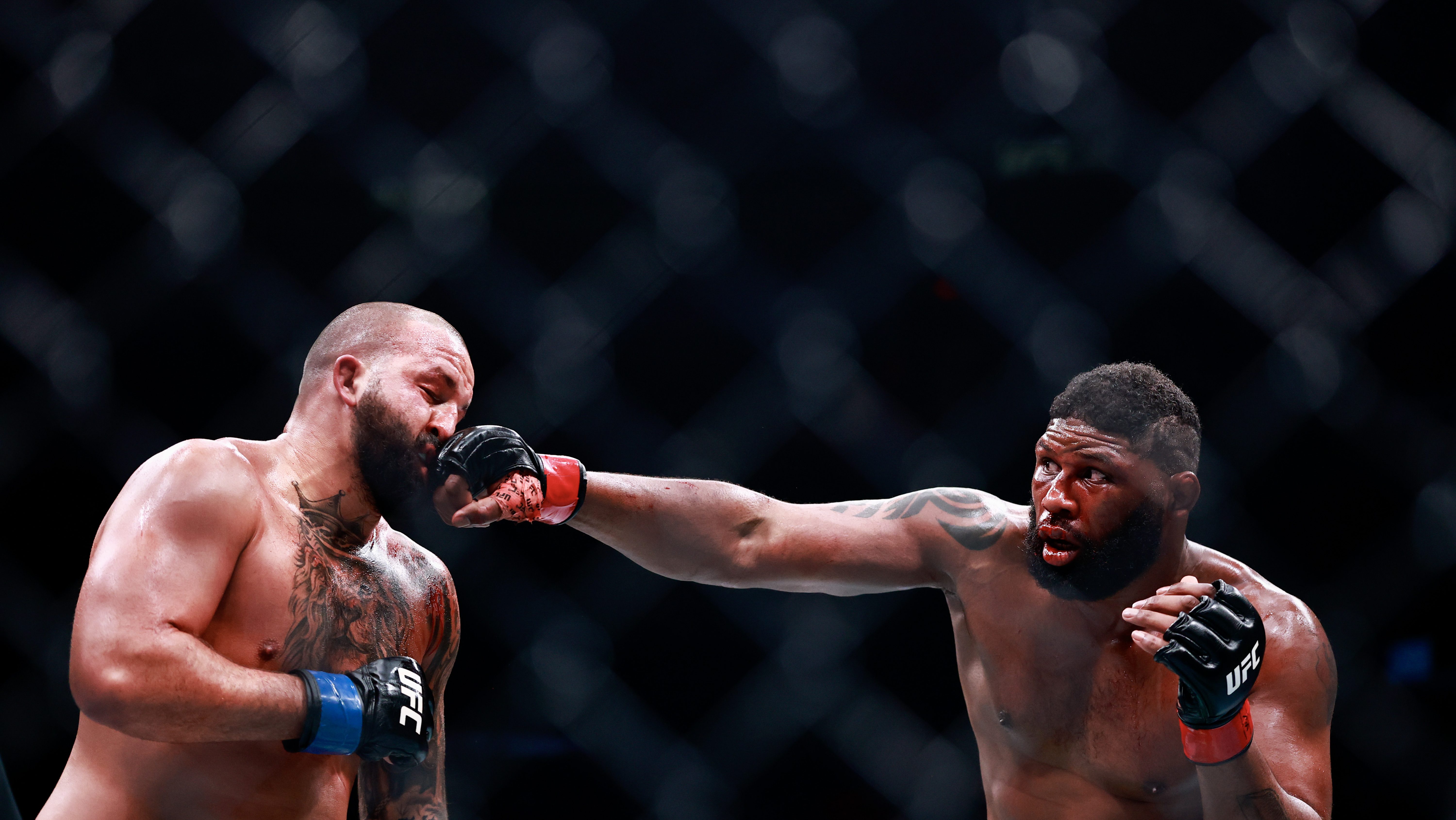 Curtis Blaydes Breaks Down Josh Hokit vs. Derrick Lewis