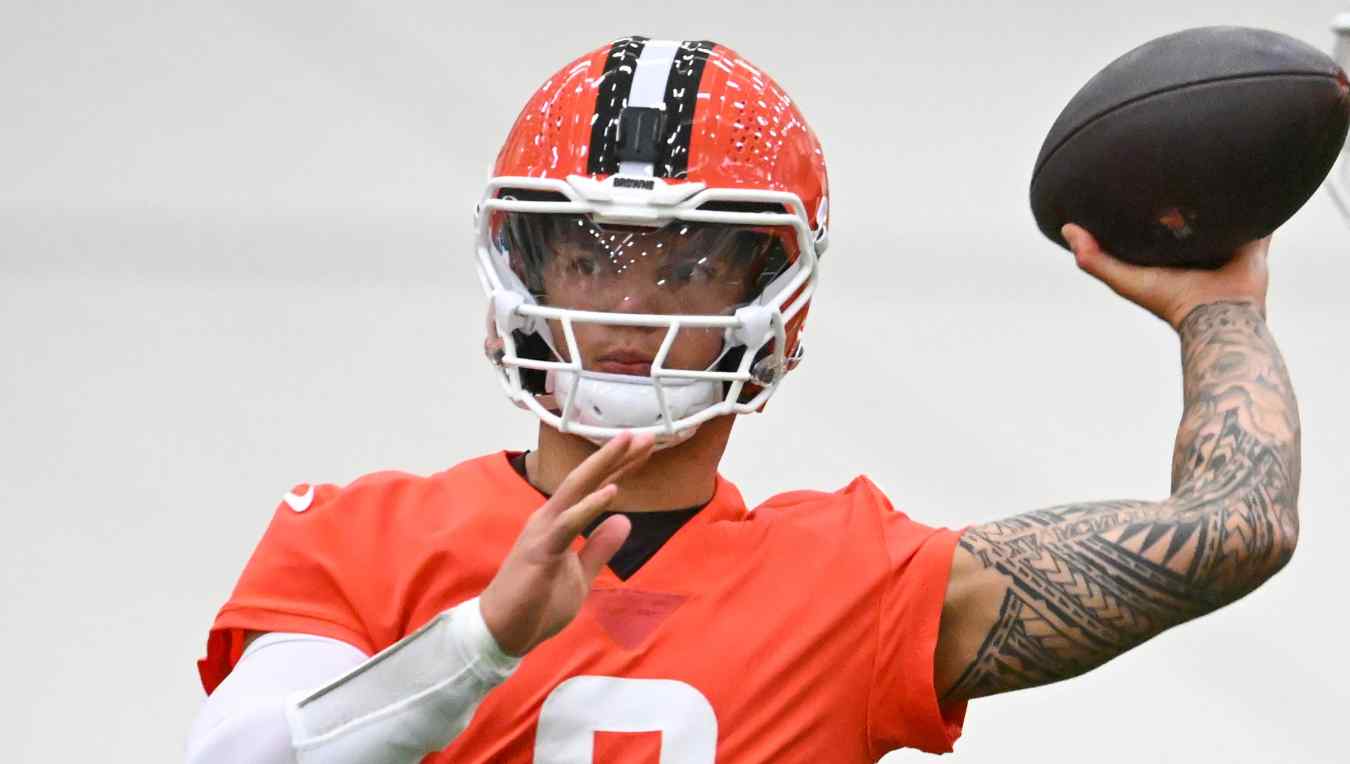 Browns Give Bad News to Dillon Gabriel During OTAs