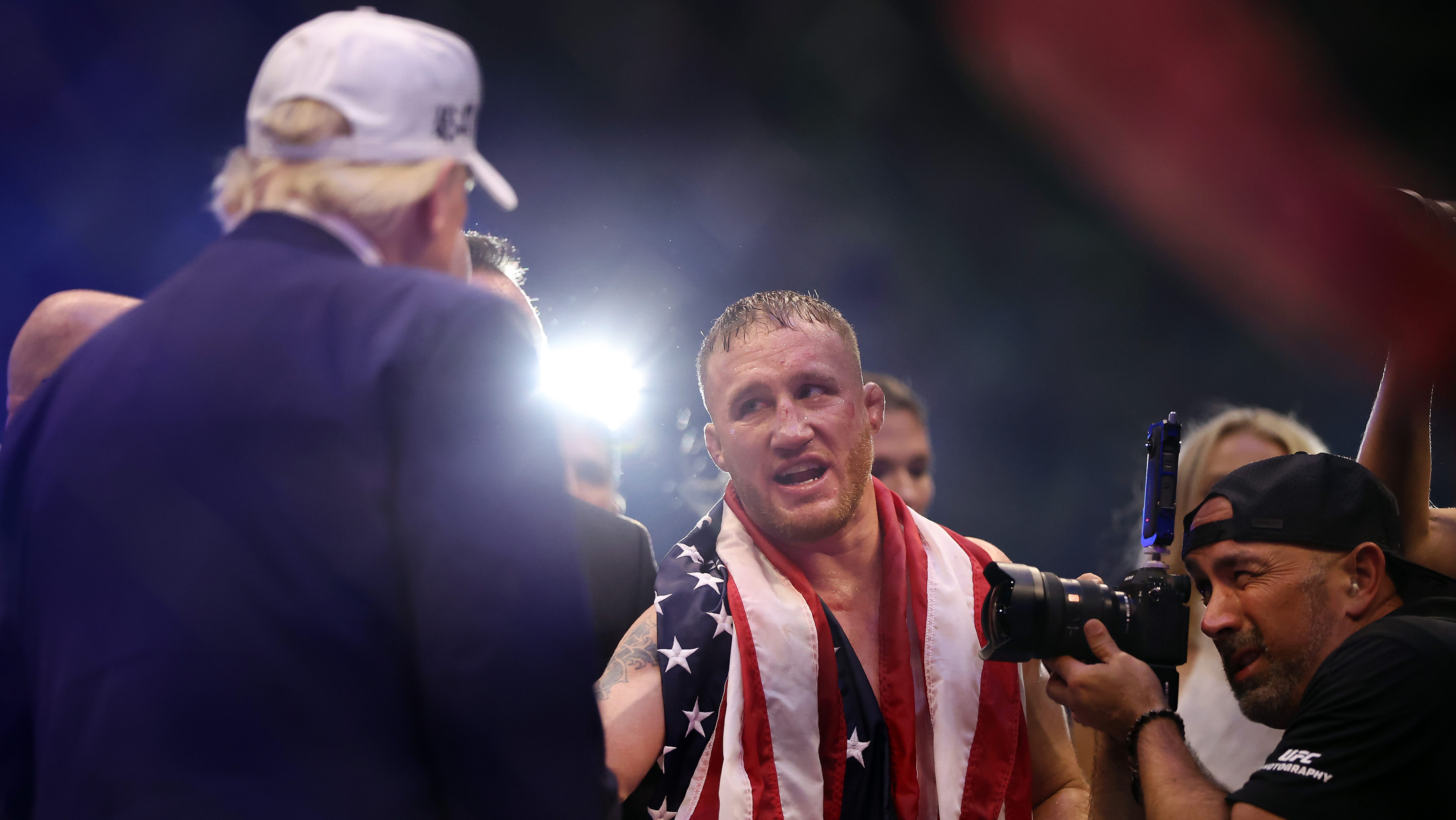 Justin Gaethje Should Retire on Top, Says UFC Hall of Famer