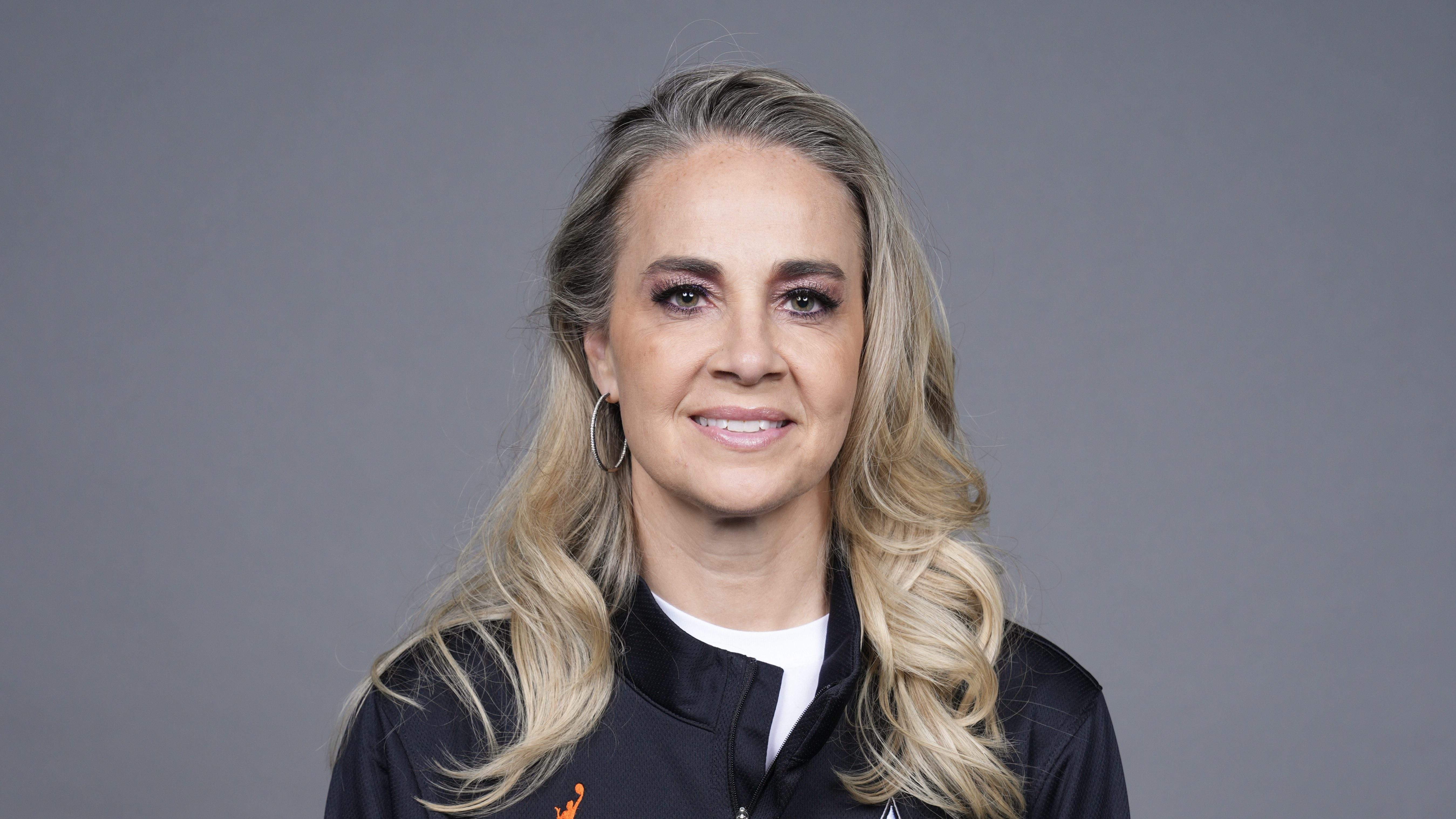 Jalen Brunson's Sister Erica Brunson Fires Back at Becky Hammon After ...