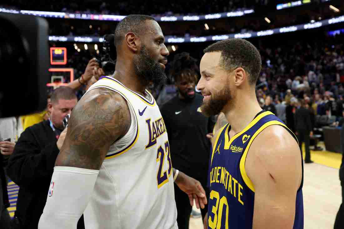Warriors Proposed to Pair LeBron James-Anthony Davis Duo With Steph Curry