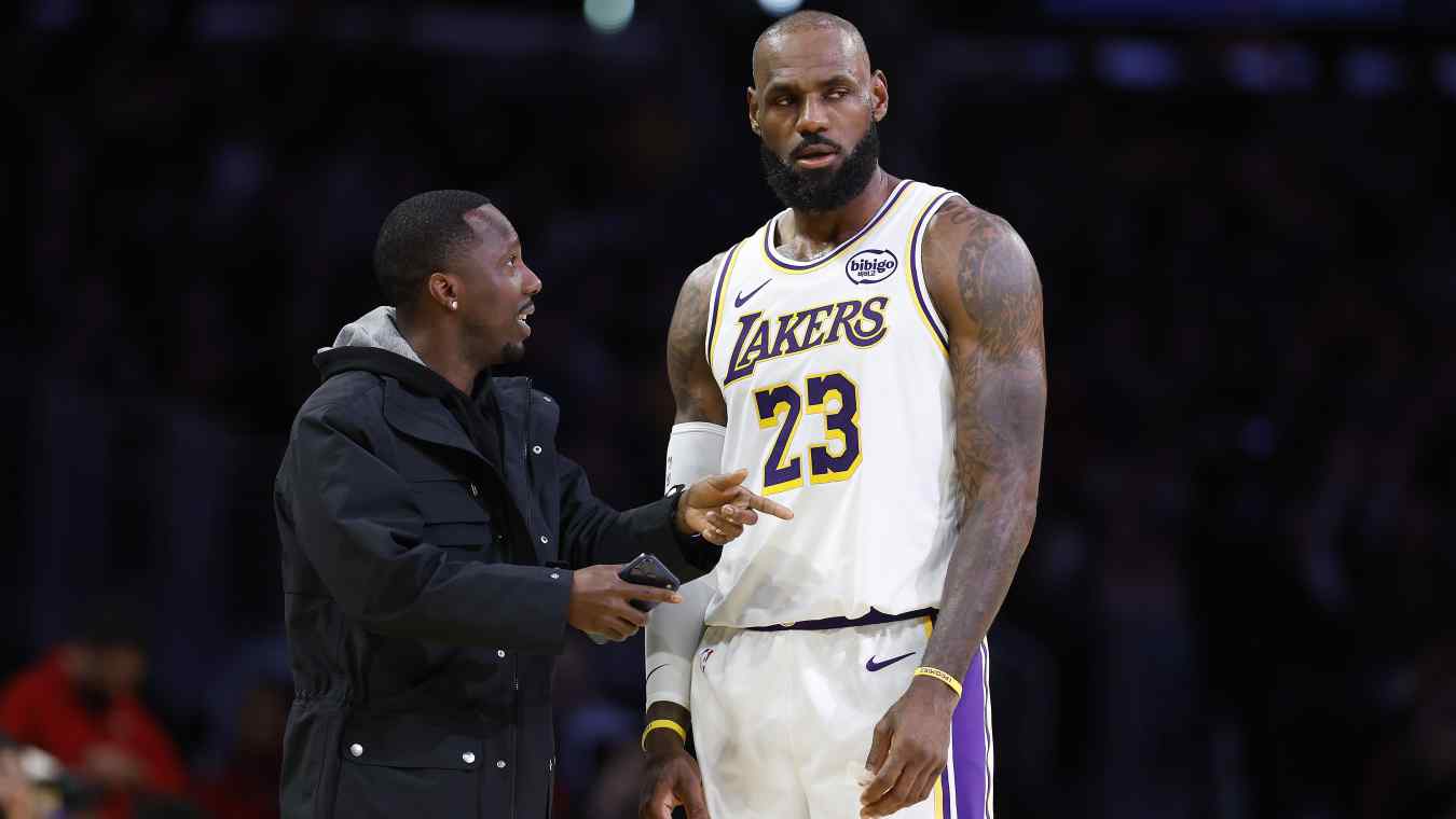 LeBron James' Agent Offers Murky Update on Lakers Future