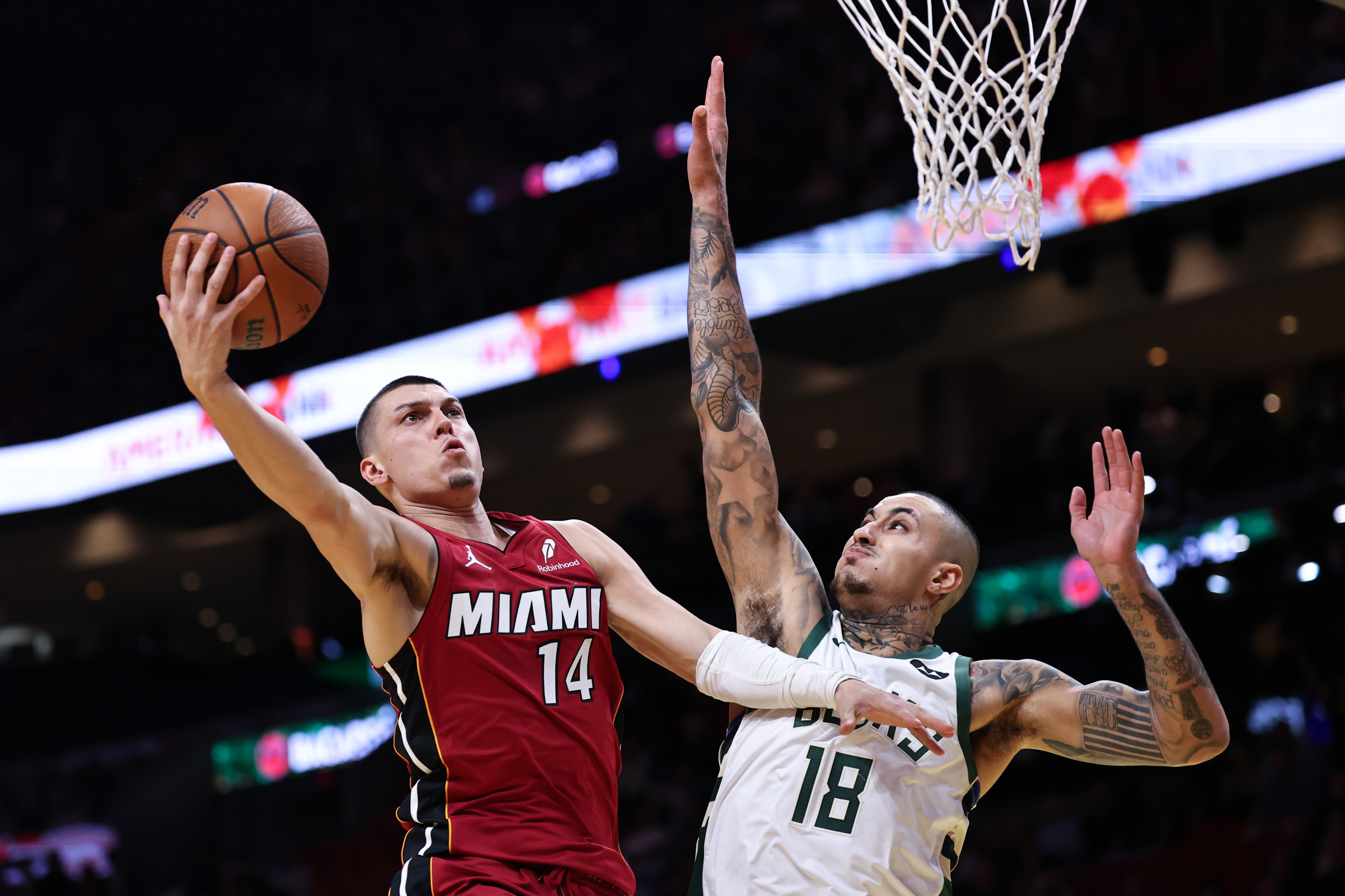 Heat Receive Major Insider Giannis Update as Decision Nears - HEAVY