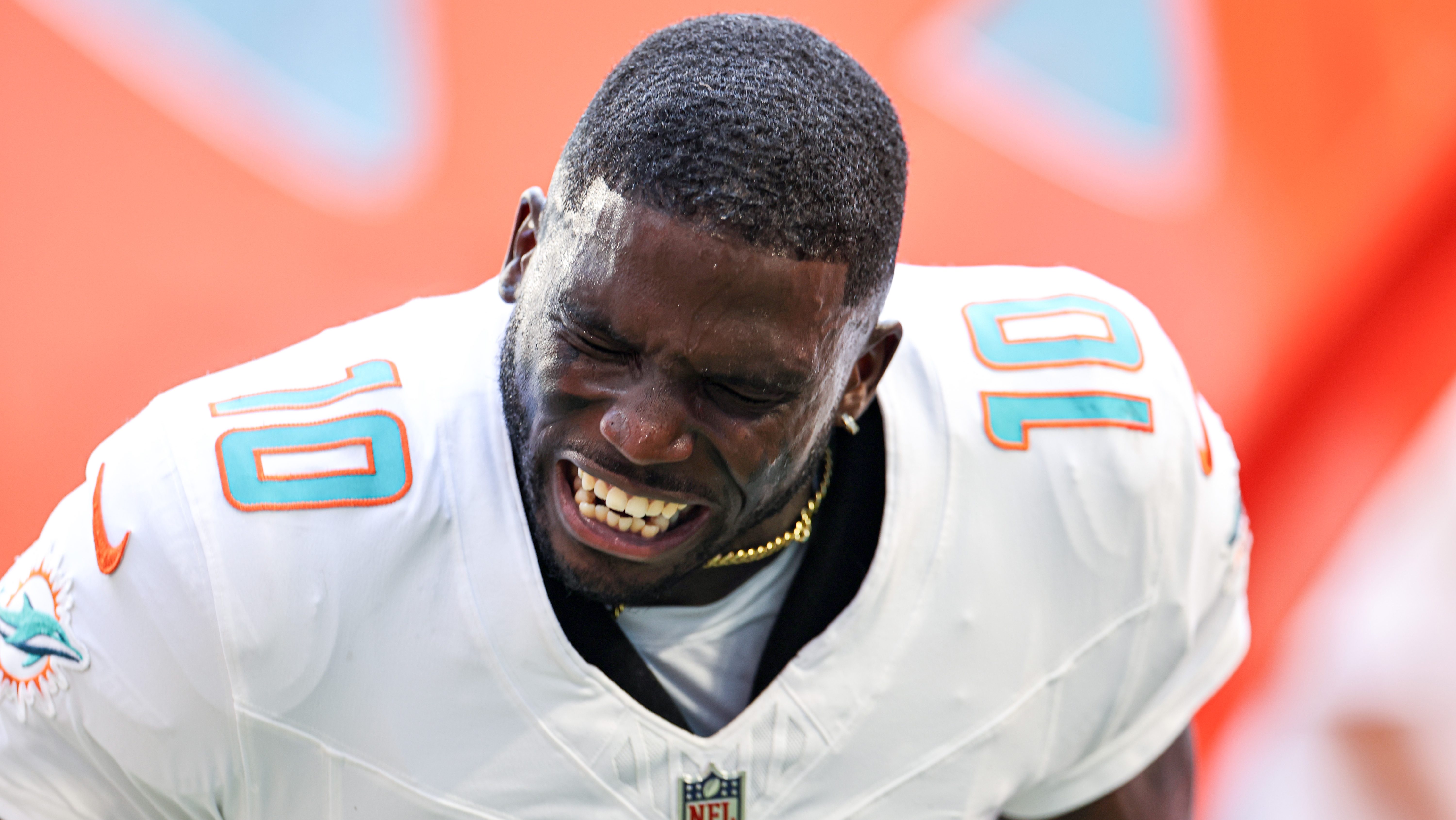 NFC Contender Urged to Sign Ex-Dolphins WR Tyreek Hill