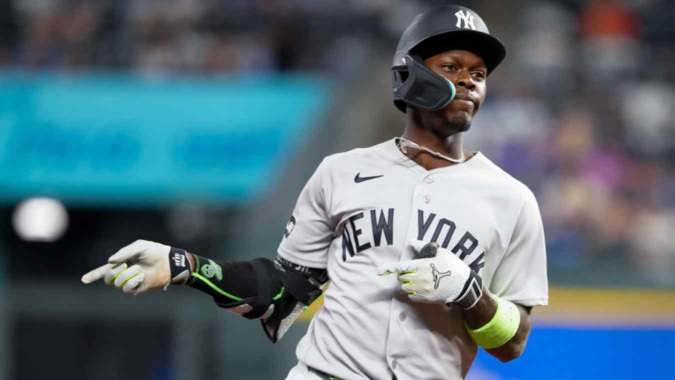 MLB Reacts to Jazz Chisholm Jr.'s Lollipop Home Run Celebration - HEAVY