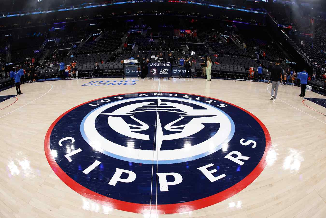 Bold Trade Proposal Sends Chicago Bulls' $100 Million Vet Clippers