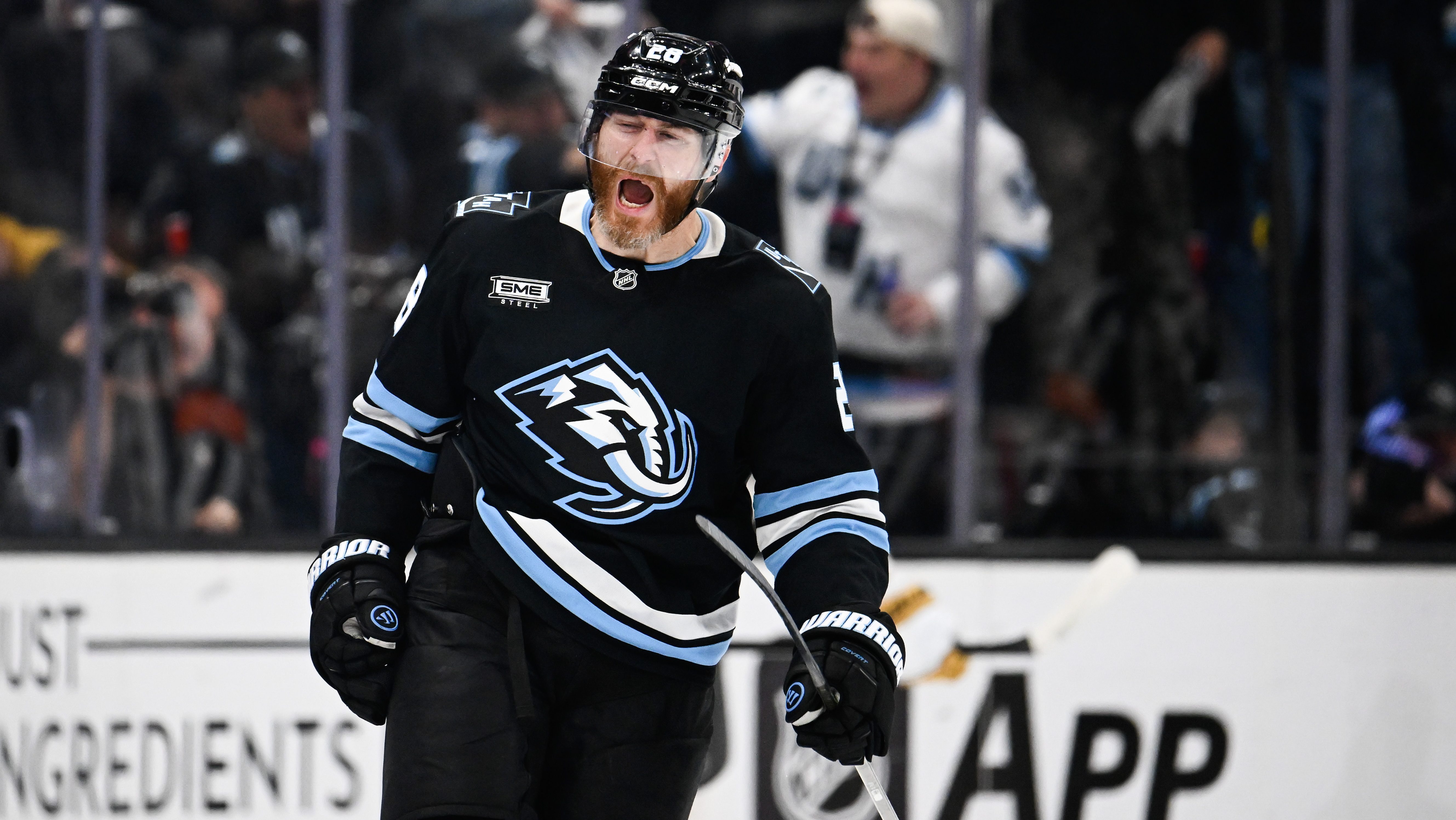 Chicago Blackhawks Sign 16-Year NHL Veteran Defenseman